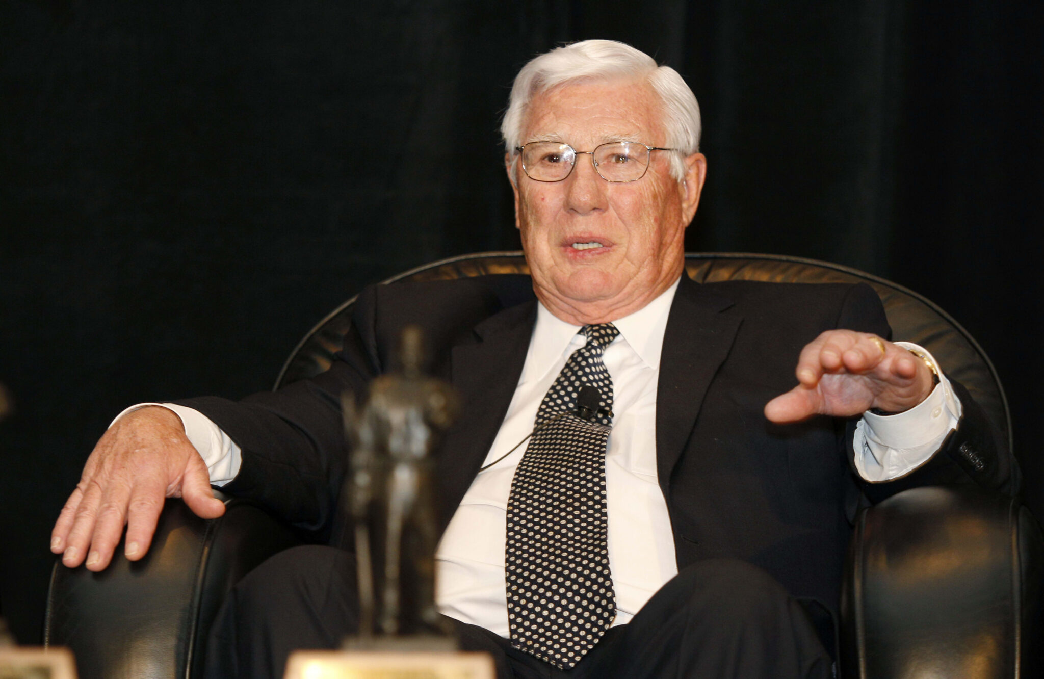 Bob Pulford dies at 89 as the Hockey Hall of Fame legend who shaped the ...